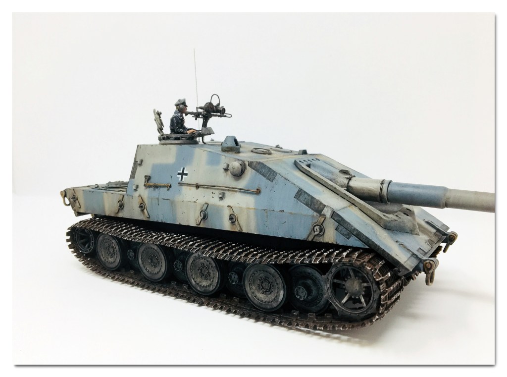 The Ghost of Berlin. E-100 Jagdpanzer. – THE SCALE MODEL HANGAR